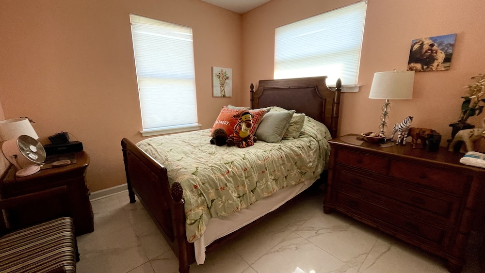 Private Executive Home/resort Tropical Plant/luxury/beachview/ Pool/spa.elevator - Longboat Key, FL