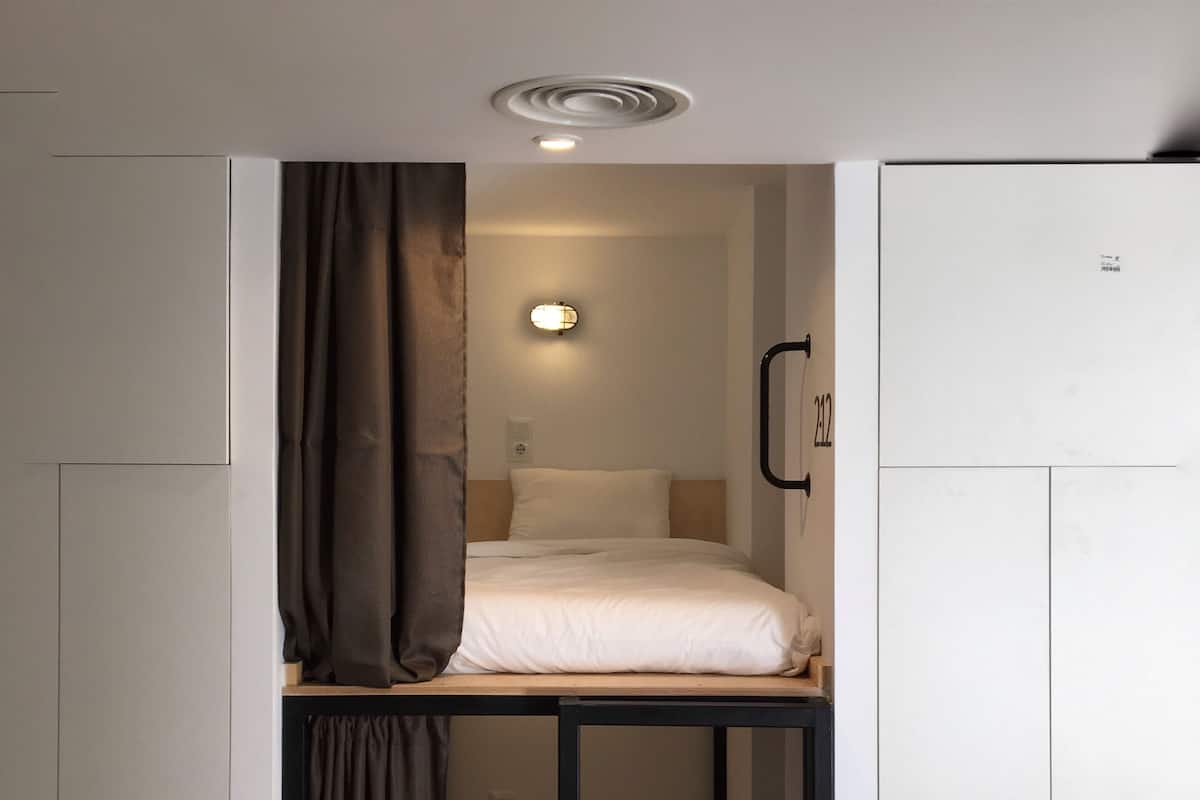 Dormitório compartilhado, Dormitório misto (1 cama em um dormitório de 14 camas) | Wi-fi grátis, roupa de cama fornecida
