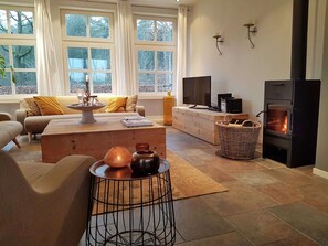 Casa | Sala de estar | Lareira