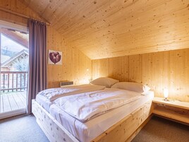 Chalé | 3 quartos, com mobília individualizada 