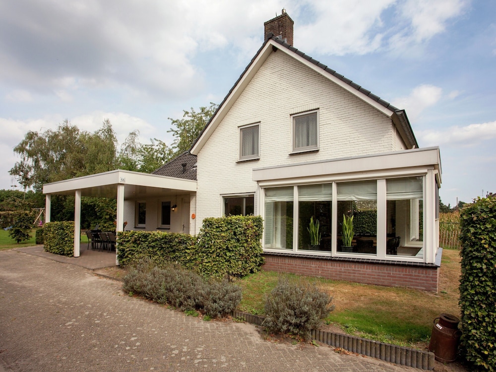 190 M² Huis ∙ 6 Slaapkamers ∙ 12 Gasten - 