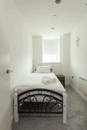 Apartamento standard, 2 quartos | 2 quartos, Wi-Fi de cortesia, roupa de cama