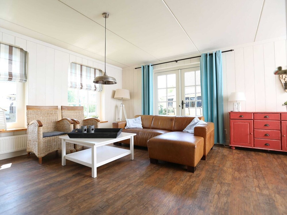 Villa In Wieringer Style With Hot Tub - Texel