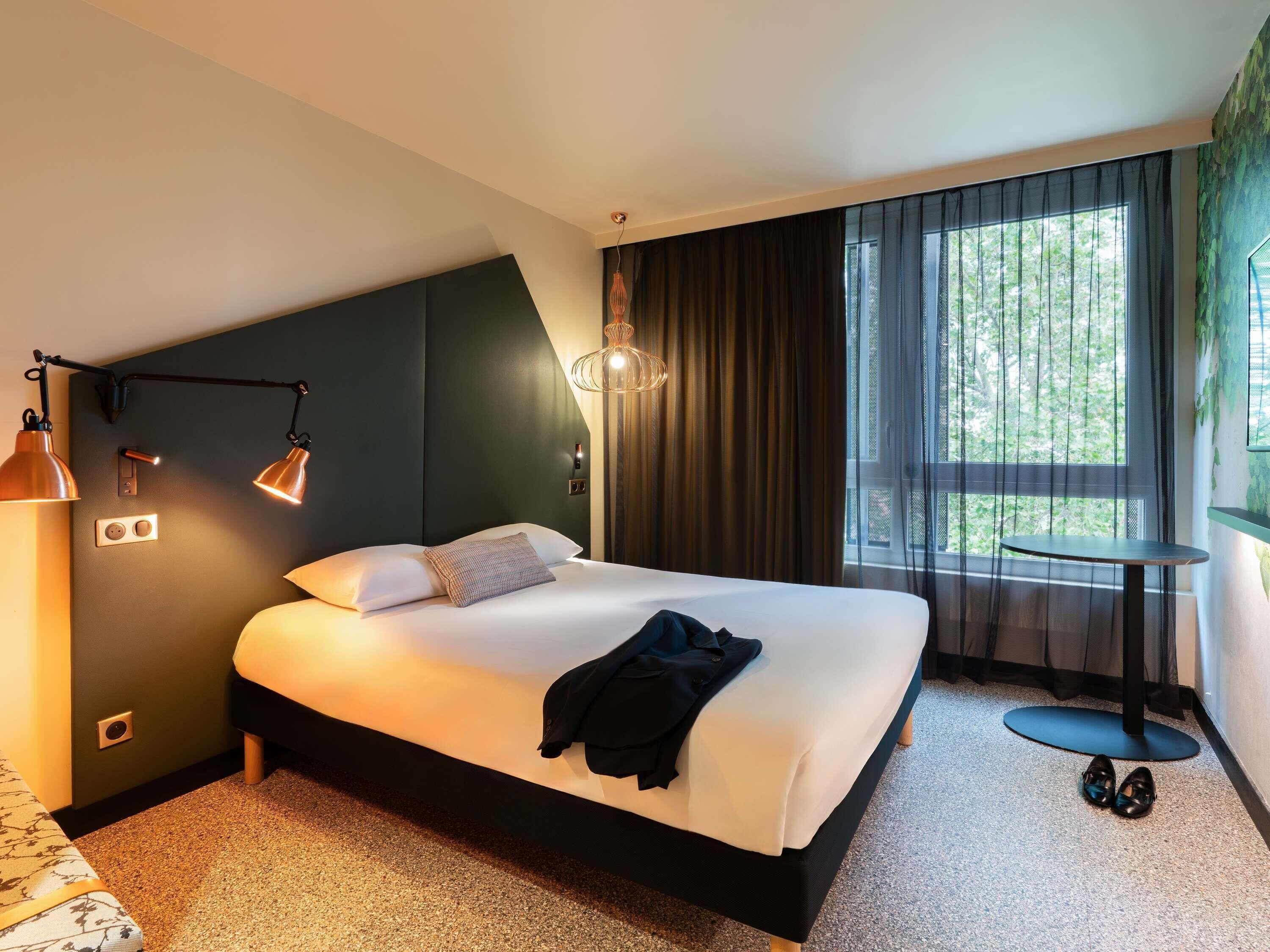 Quarto Standard, 1 cama de casal | Roupa de alta qualidade 