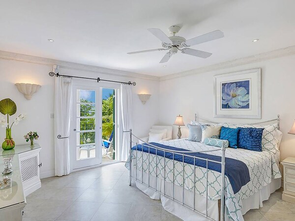 Mullins Bay Th7 Pool Close To Beach Sleeps 8 - Barbados