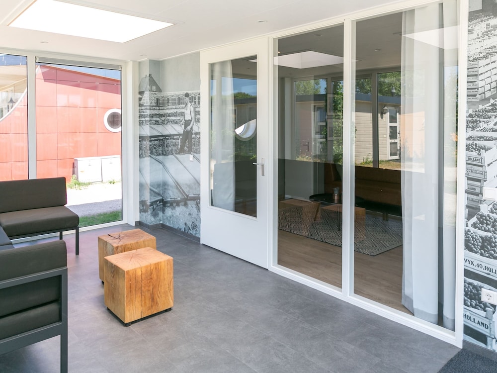 Modern Holiday Home 700 M From The Beach - Hoek van Holland