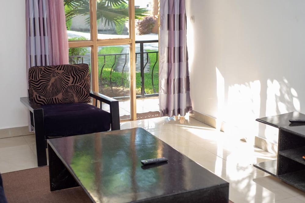 Cosy , Spacious Flat At Center Of Kigali - Kigali