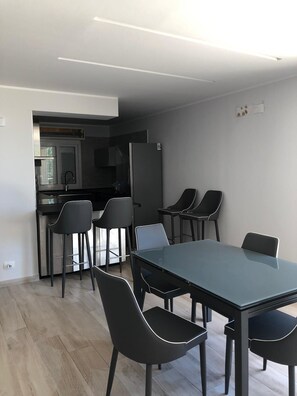 Villa, 2 quartos | Refeições no quarto