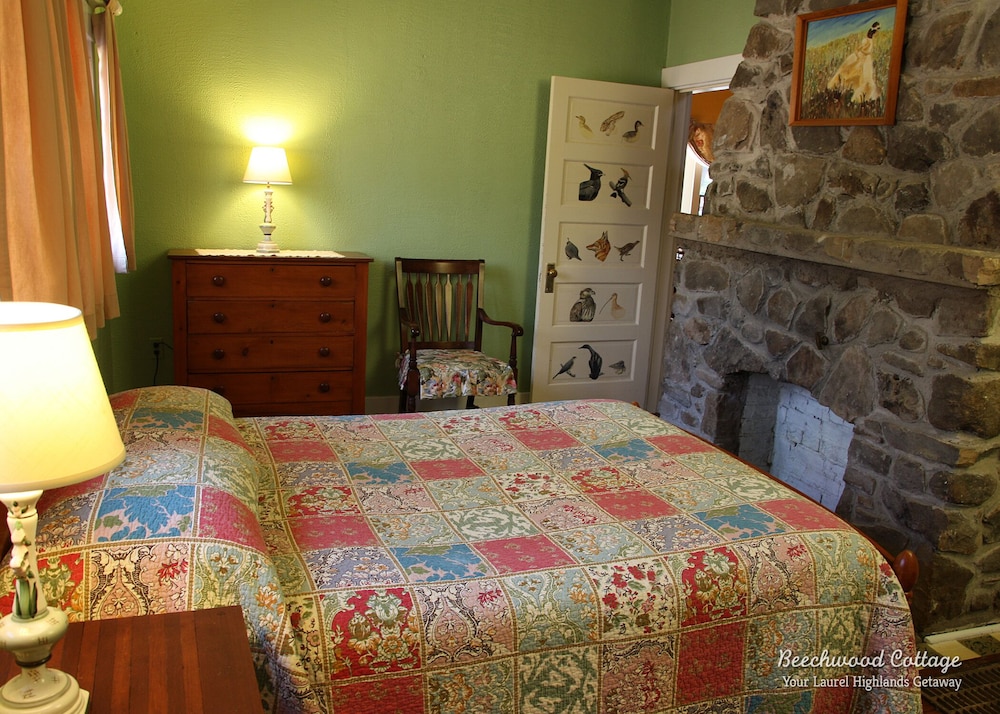 Cute Cottage In Beautiful Forest | Artistic Style & Charm | A Ligonier Original - Ligonier, PA
