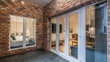 Apartamento Superior, 1 quarto, varanda | Terraço/pátio interior