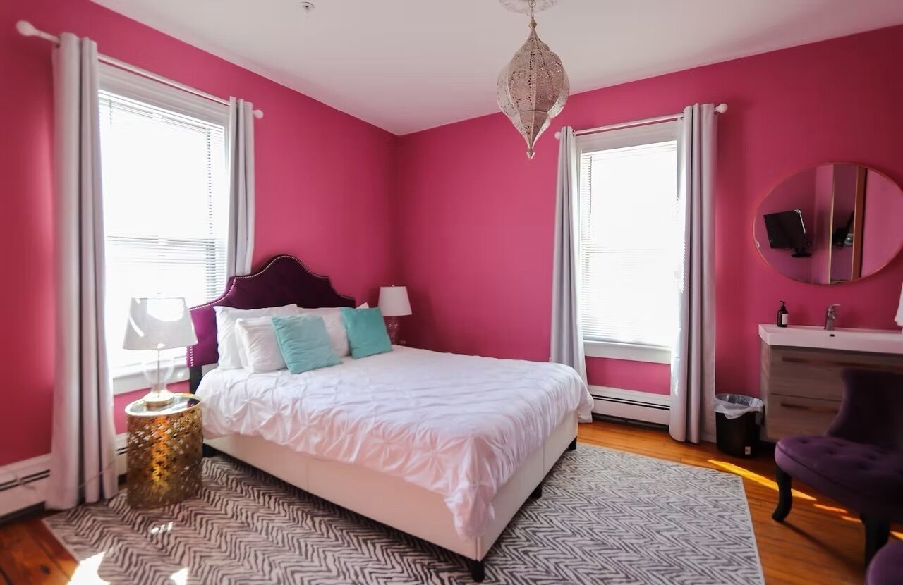 Quarto | Com decoração personalizada, com mobília individualizada, Wi-fi grátis 