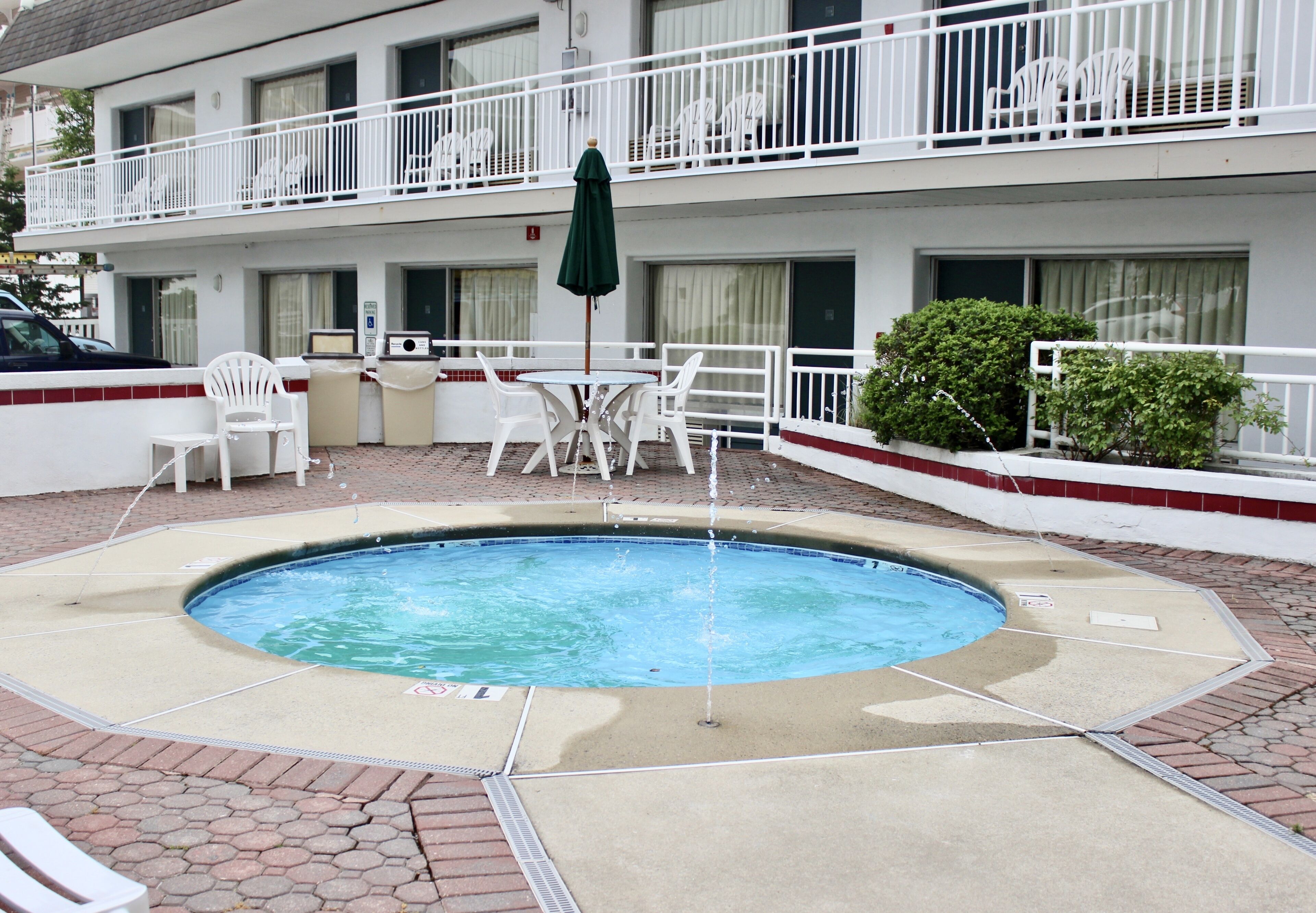 Piscina externa sazonal