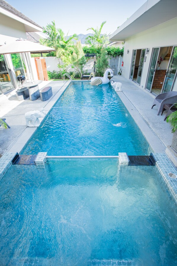 4-Bedroom Villa with Private Pool | Vista do quarto