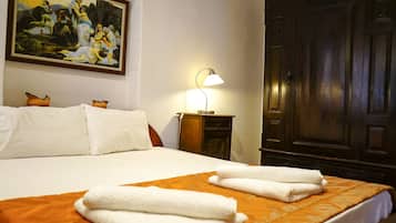 Suite Standard, terraço | 1 quarto, roupa de alta qualidade, minibar, secretária