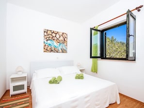 Casa | 3 quartos, individualmente mobiliados, roupa de cama