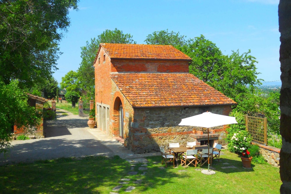 Characteristic Cottage With Private Pool - Tuscany