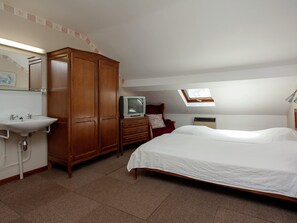 Casa | 8 quartos, com mobília individualizada, roupa de cama fornecida 