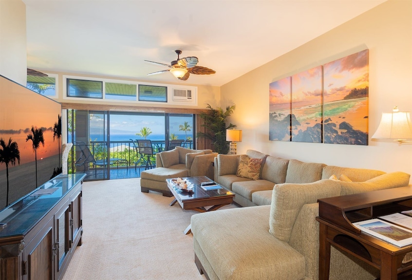 Enjoy Stunning Island And Ocean Views, Plus The Finest In Island Style Luxury Living. - Hawaï