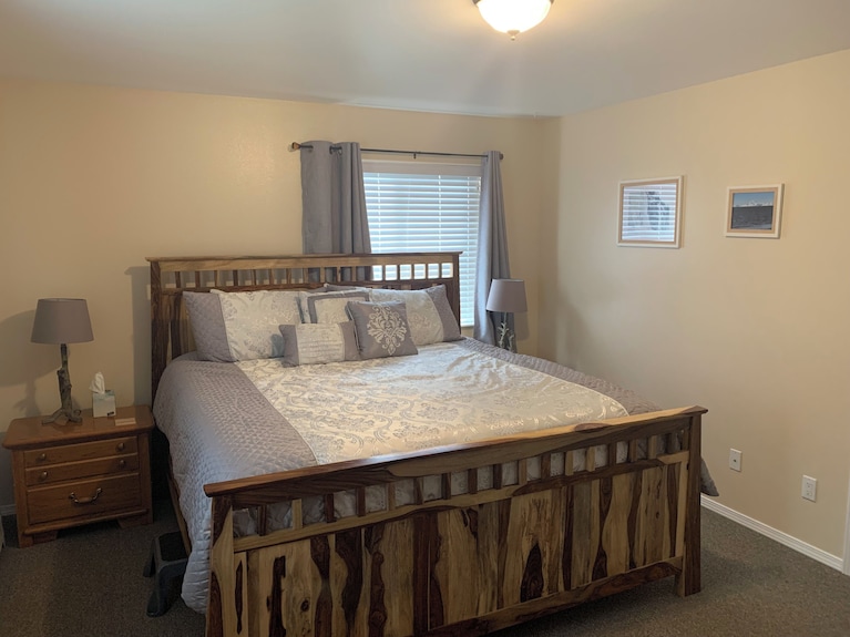 The Redoubt View - Just A Short Walk To The Kenai Beach - Kenai, AK