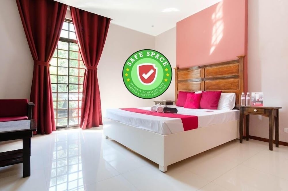 Reddoorz Plus @ West Nautical Road Puerto Galera - Puerto Galera