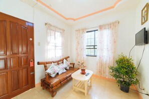 Estúdio (Reddoorz) | Secretária, Wi-fi, roupa de cama fornecida 