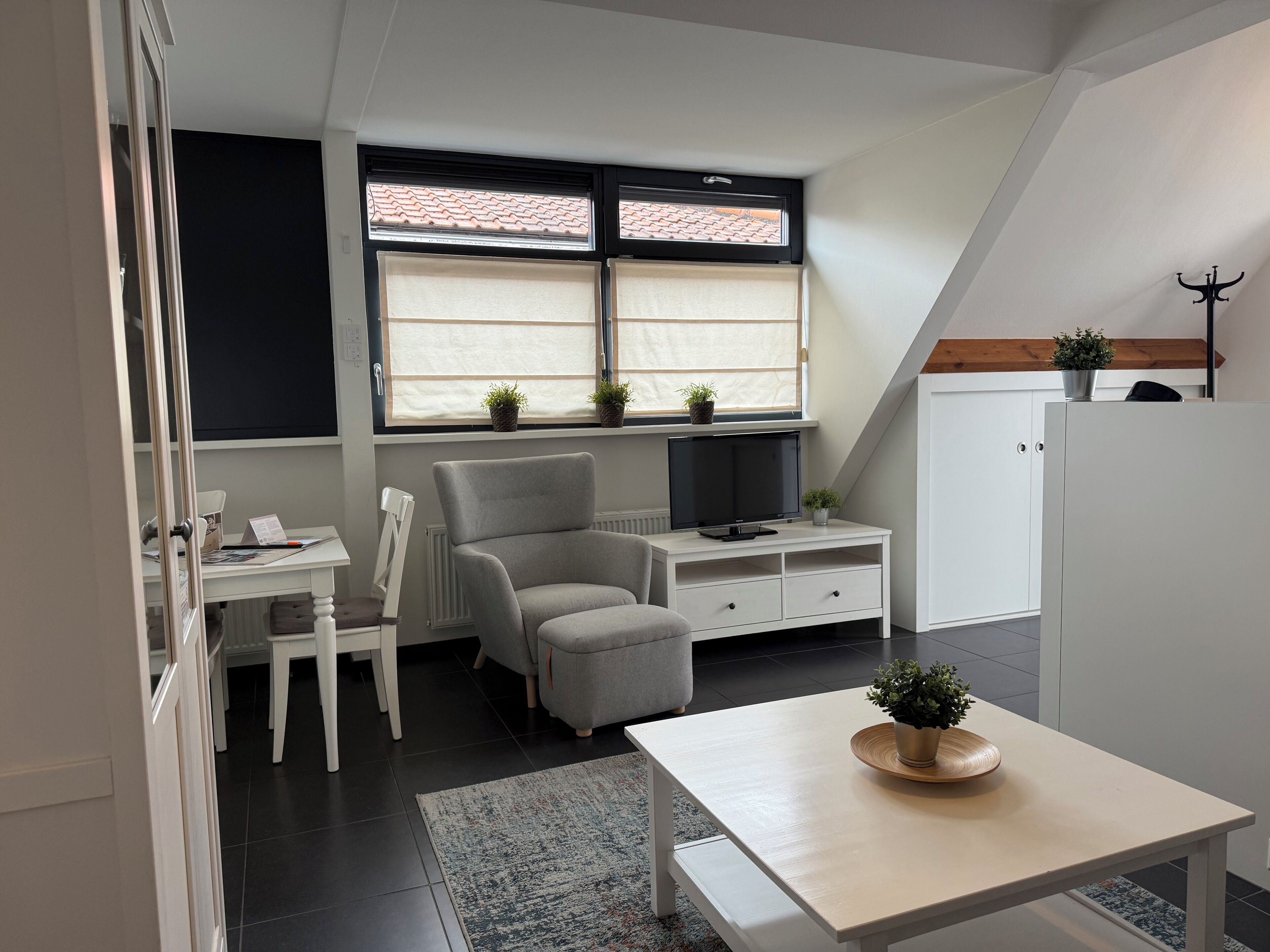 Souhaitez-vous Passer Des Vacances à La Plage, Mais Toujours Au Milieu Du Village, Alors Cet Appartement Est Un Bon Choix. - Ouddorp