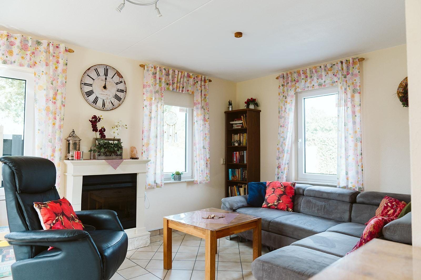 This Well-maintained And Lovingly Decorated Holiday Home Offers All The Comfort For A Relaxing Vacation. - South Holland