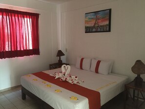 Basic Apartment | 1 quarto, cofres nos quartos, ferros/tábuas de passar roupa