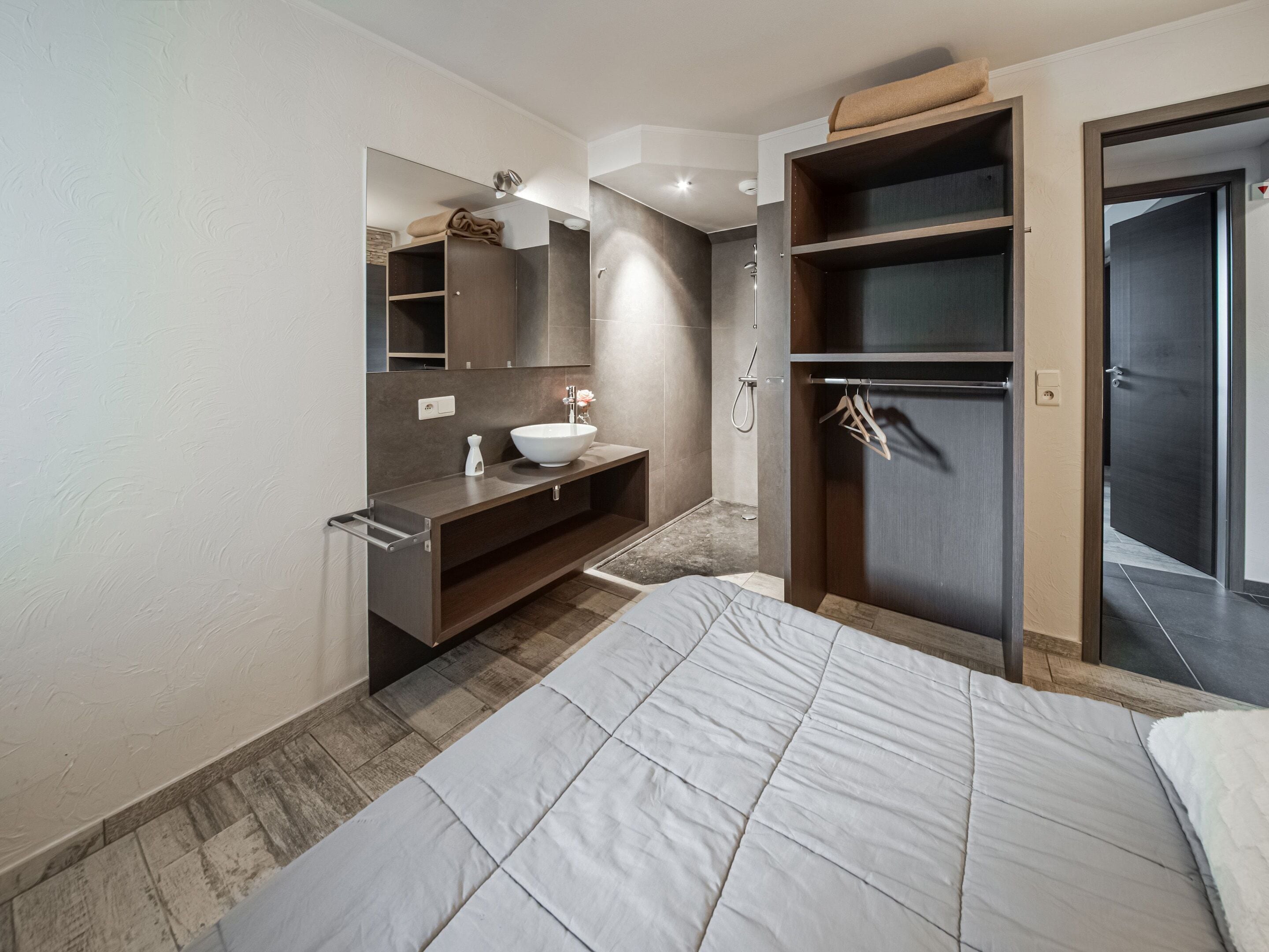 Casa de Campo | 8 quartos, com mobília individualizada 