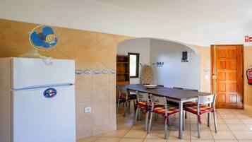 Villa | Restaurantes