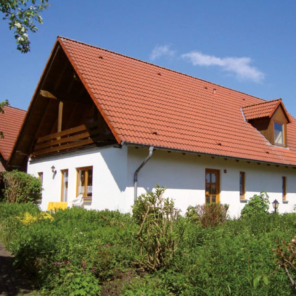 Holiday Home In Germany With Garden Terrace - Nieheim