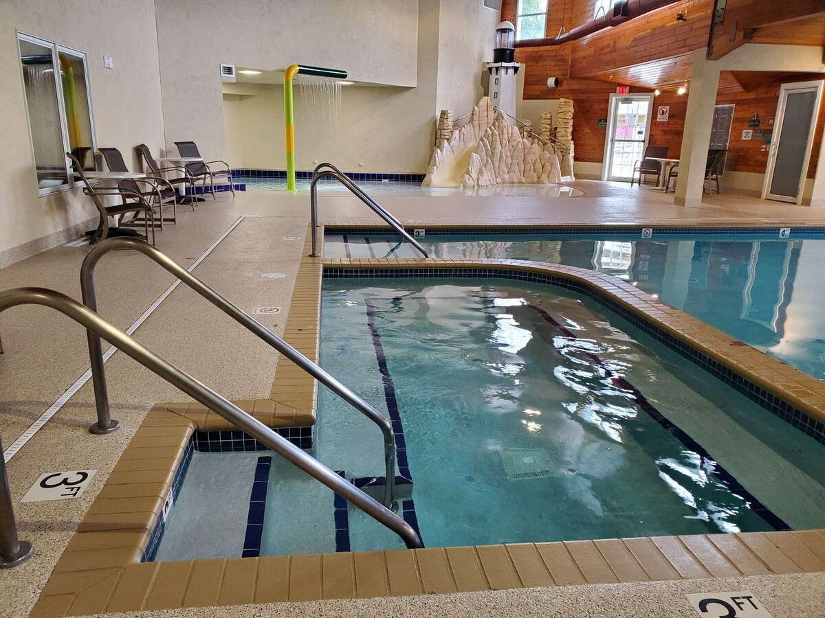 Bridgeport Waterfront Resort Reviews, Deals & Photos 2023 - Expedia