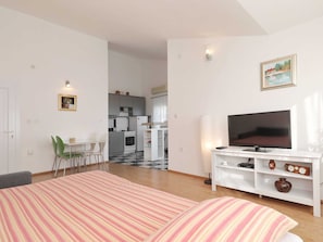 Apartamento | 3 quartos, com mobília individualizada, roupa de cama fornecida 