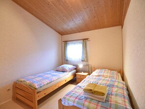 Bangalô | 1 quarto, individualmente mobiliados, roupa de cama