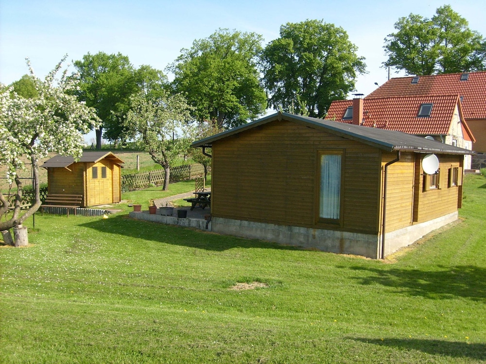 Lovely Bungalow Near Sea In Elmenhorst - Kalkhorst