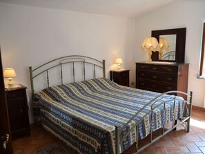 Casa | 3 quartos, com mobília individualizada, roupa de cama fornecida 