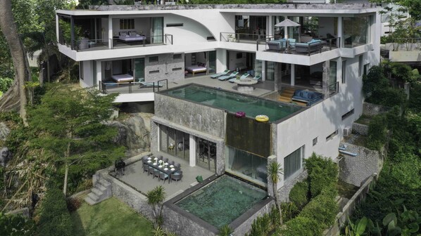 7BR The Kamonchat, Sea View Villa - Staff + Gym + Transfer, 5min to ...