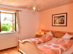 Apartamento | 1 quarto, com mobília individualizada, roupa de cama fornecida 