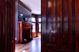 Suíte, 1 cama King, acessível, no piso térreo | Comodidades do quarto