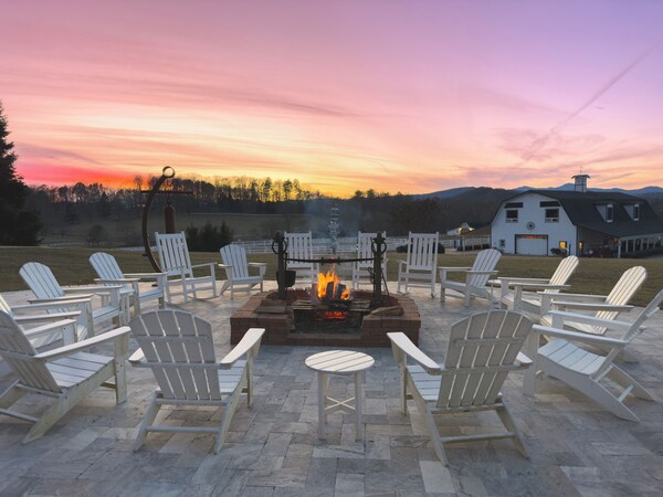 The Horse Shoe Farm - Mountain Home, NC