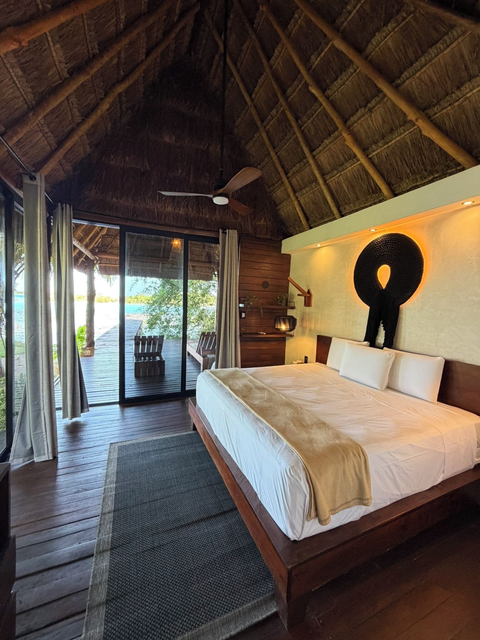 Bungalow Deluxe, vista para a lagoa | Roupa de cama fornecida 