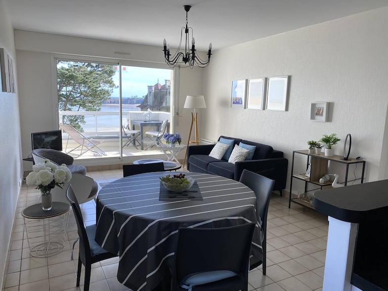 Dans Une Résidence Au Calme, Appartement Décoré Avec Goût Avec Vue Mer - Saint-Cast-le-Guildo