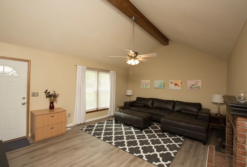 ⭐️Comfortableclean Central!stylish!petfriendly⭐️backyard⭐️grill - Mission, KS