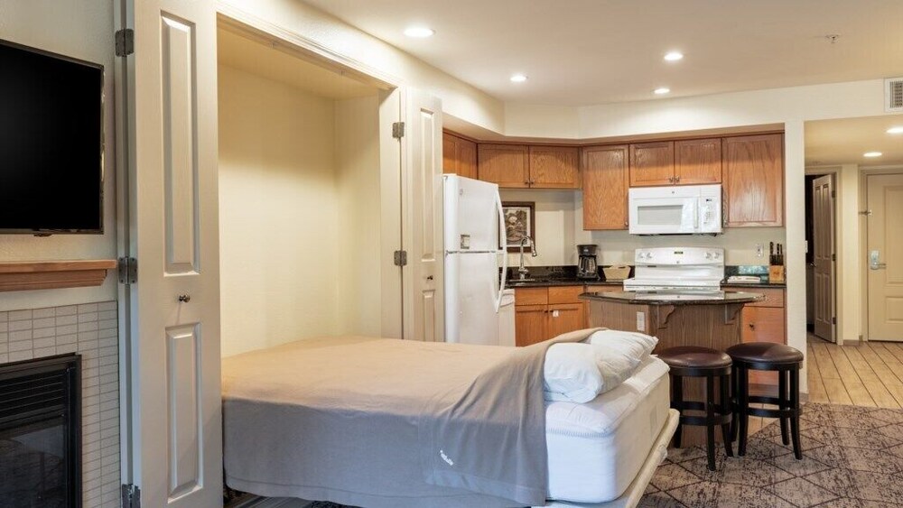 Wyndham Angels Camp- Angels Camp, Ca - 1 Bedroom - Murphys, CA