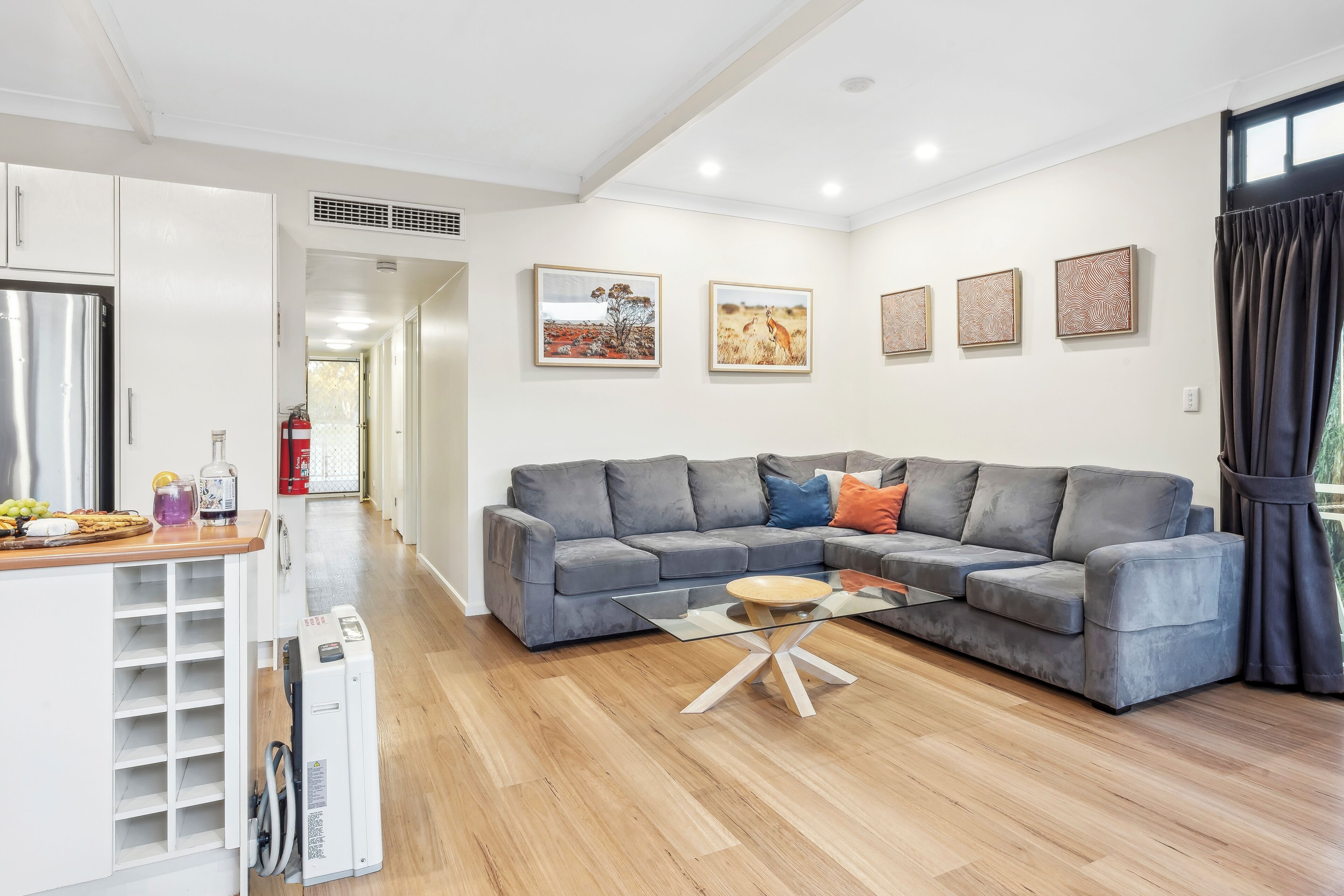 Moving Waters Houseboat -Moored Accommodation - Renmark