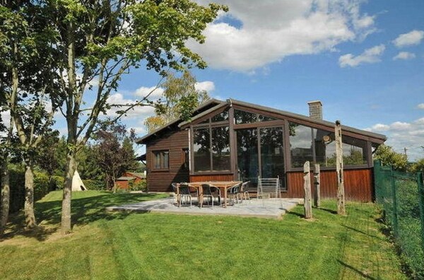 Chalet In Durbuy With Jacuzzi & Garden - Belgium