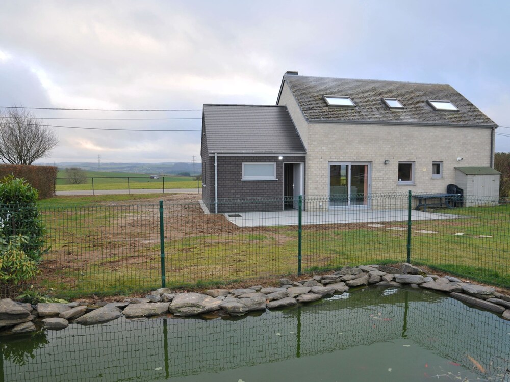 Holiday Home In Bertogne Between Meadows - Bastogne