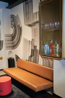 Suíte (Play Room) | Edredons de pluma, cofres nos quartos, escrivaninha, Wi-Fi de cortesia