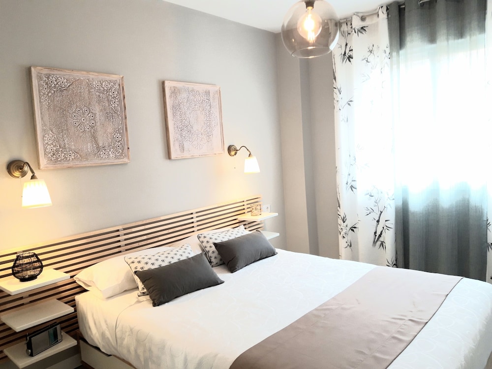 ☆☆☆☆☆ 80s Loft Vintage. Free Guest Parking. 15' From Malaga Airport. - Alhaurín de la Torre
