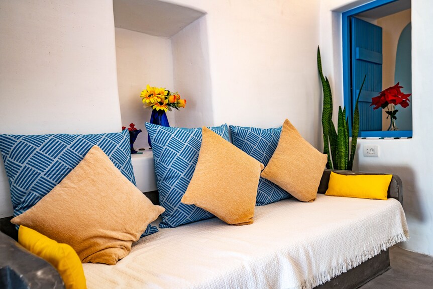 Bonita Santorini Cave: Stay In A Dreamy Cave House In The Heart Of Santorini! - Santorin